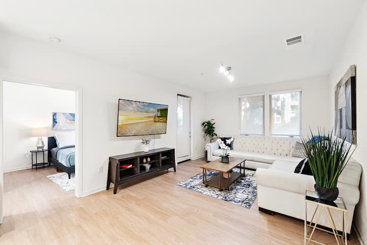 Lux Apartment Located At Irvine Spectrum Promenade - Lake Forest