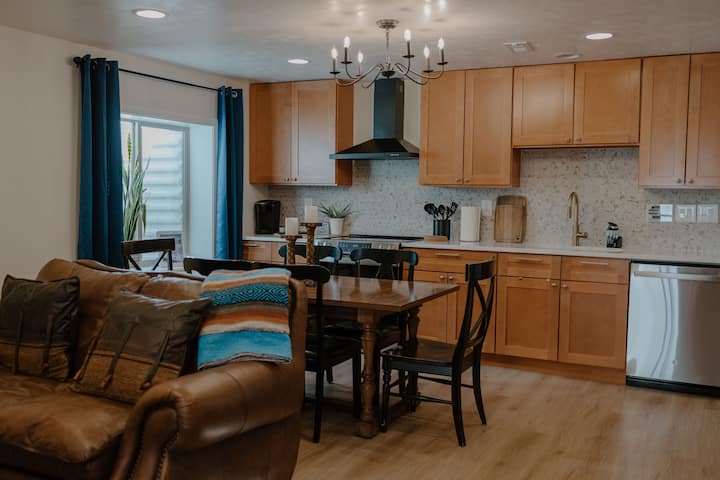 Country Villa By Golf Course - Vernal, UT