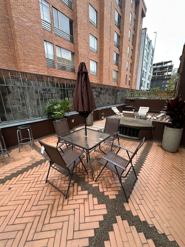 Apto Con Terraza | 4 Rooms | Ideal Para Grupos - Bogotá