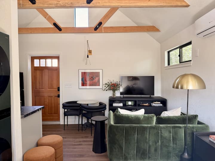 Walkable Design-driven Tiny Home Adu - Storyland, Fresno