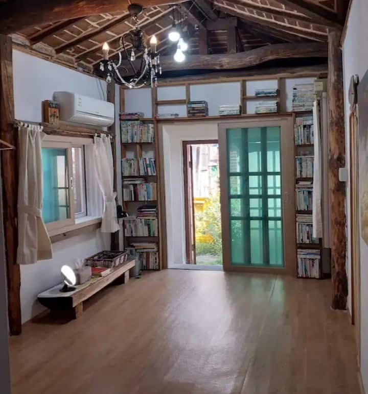 사랑방 - Jeon-ju Hanok Stay 'Pyeo-rak'(펴락) - Jeonju-si