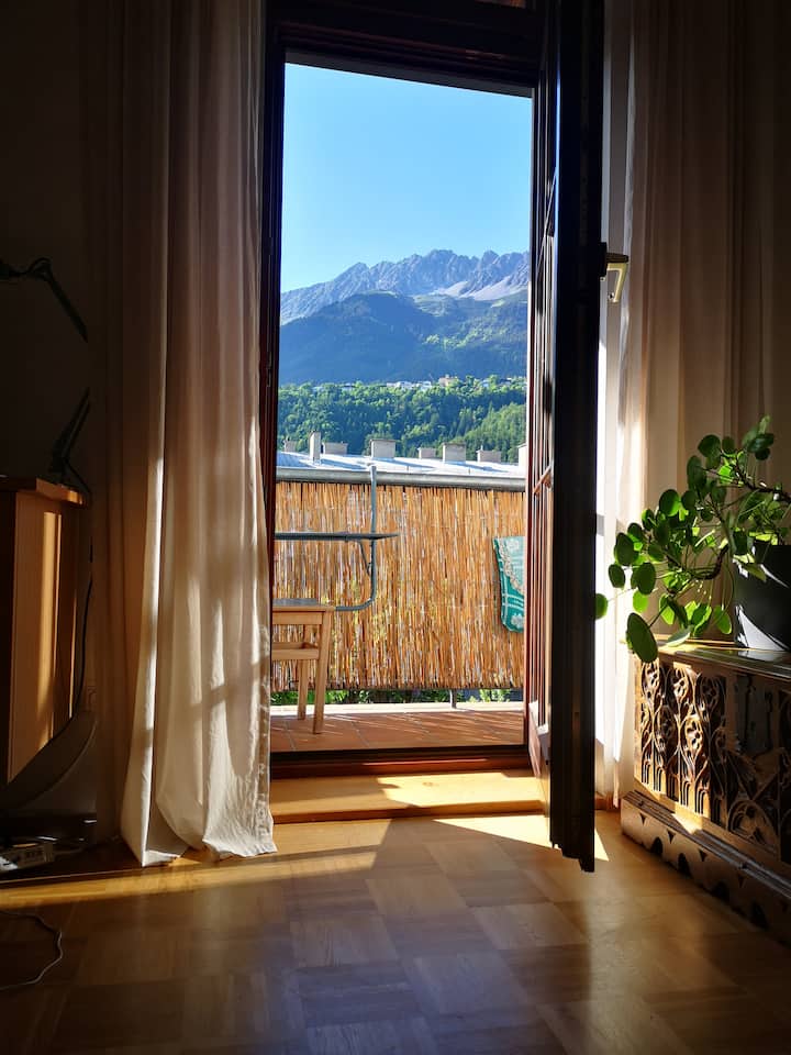 Mountain View Apartment - Innsbruck