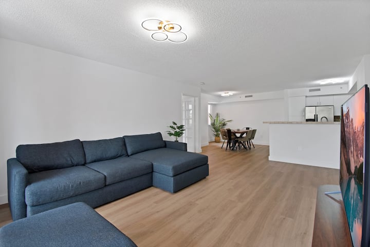 3 Bed 2 Bath Cozy And Family Friendly Apartment - Aventura, FL