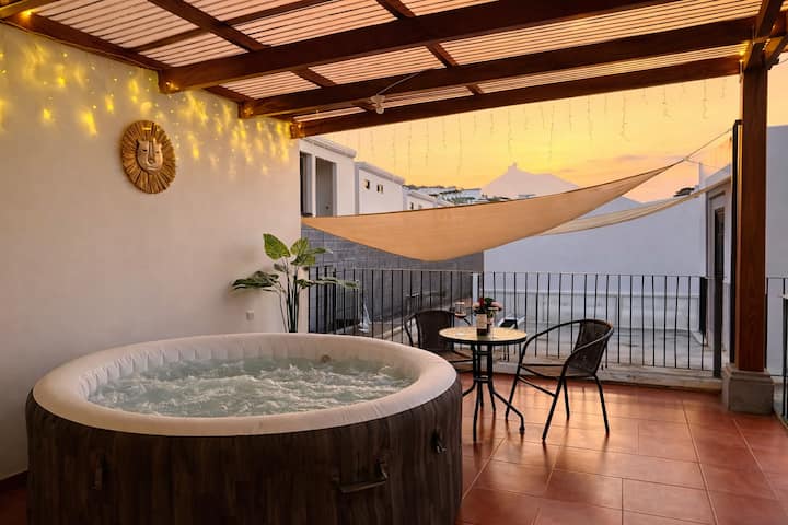 House In Antigua Guatemala With Private Jacuzzi - Ciudad Vieja