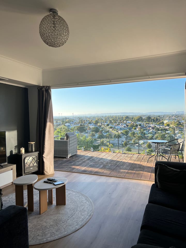 Spacious Home With The Best Views In Town - 네이피어