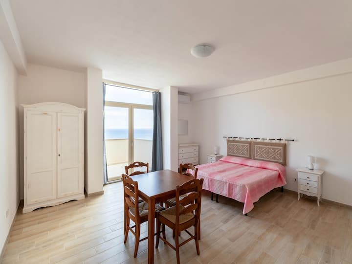 Appartement Avec Vue Sur La Mer Et Terrasse - Castelsardo