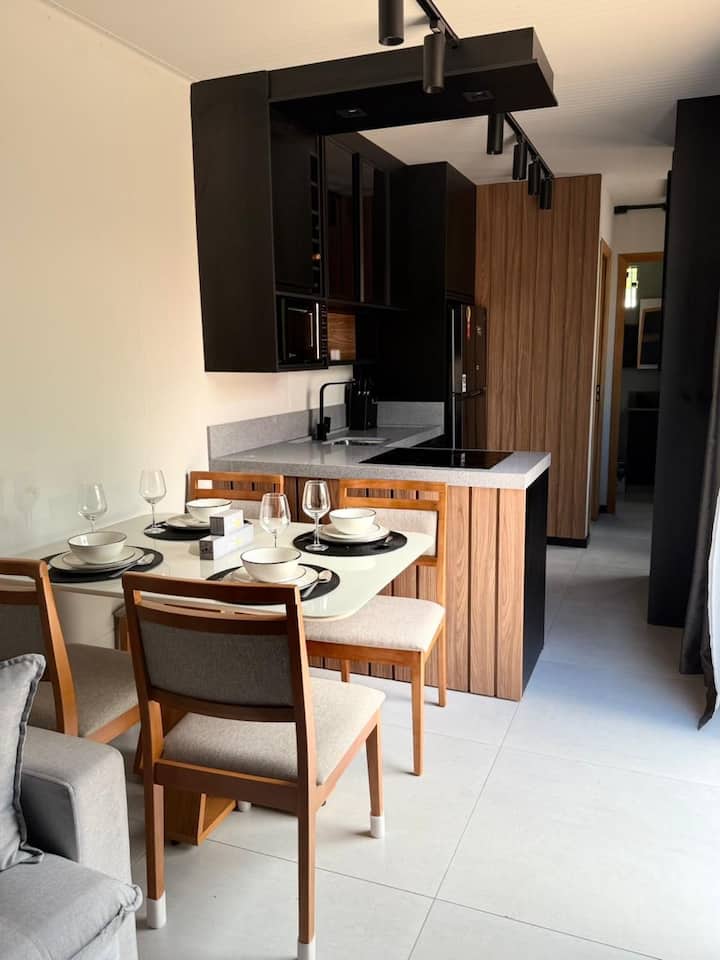 Aconchegante Casa Contêiner Com Ar-condicionado. - Gaspar