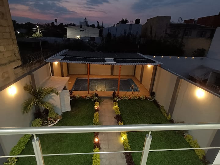 Casa Sola Con Alberca Techada Y Climatizada - Jiutepec