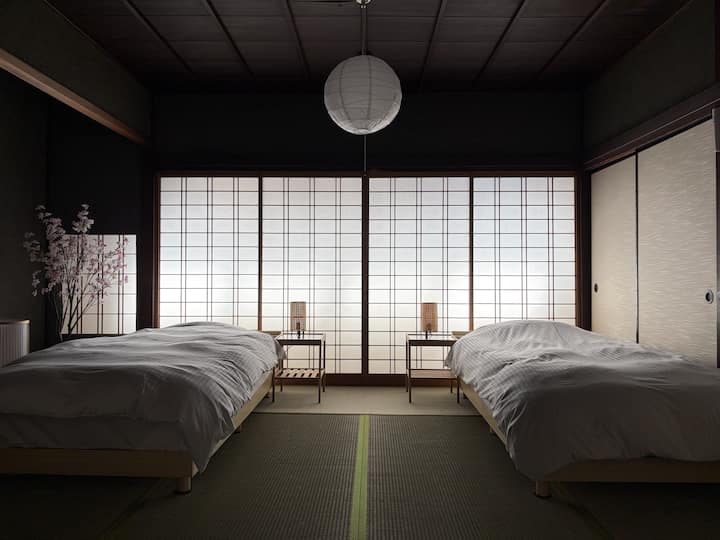 金沢駅徒歩10分/百年町家で暮らす滞在/スーパー徒歩2分/近江町市場徒歩9分/無料駐車場あり - Kanazawa