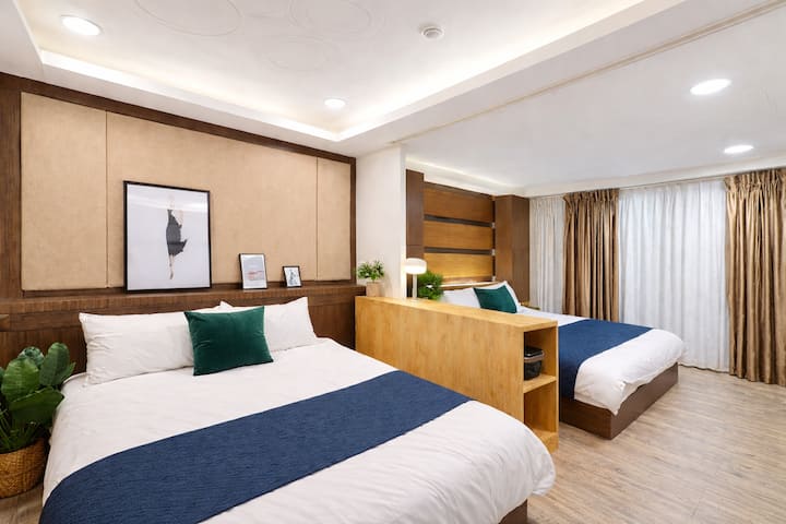 Jw618｜西門町｜西門商圈｜1-4人｜洗衣機・小廚房｜免治馬桶｜netflix - Taipei