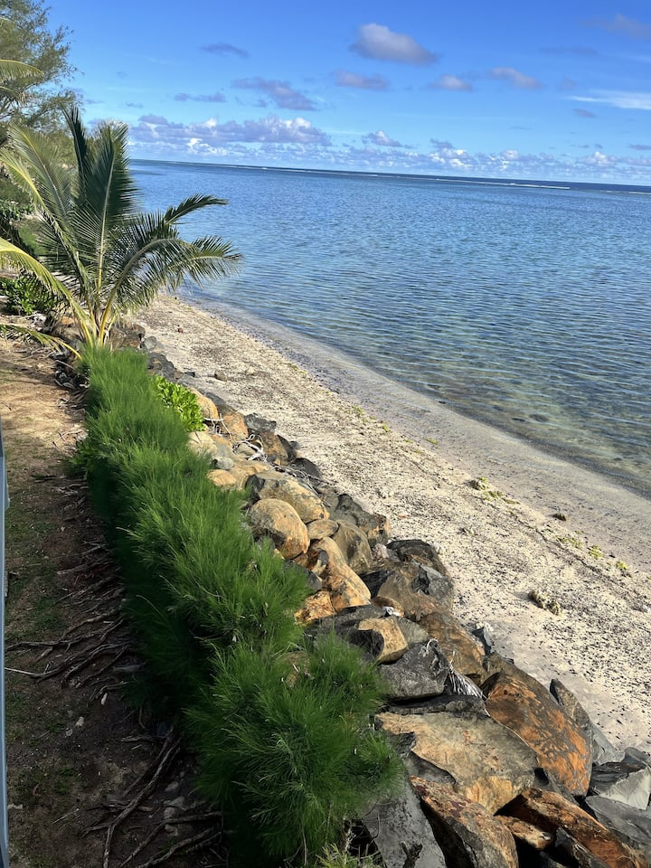 Toreaiva 91 – Beachfront Studio (Lower Level) - Cook Islands