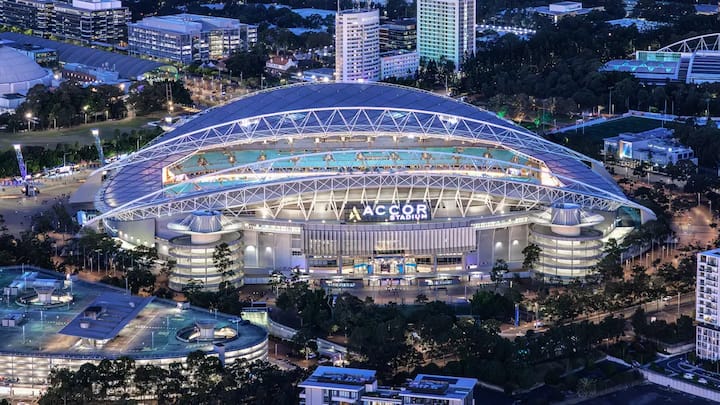 Waterside Oasis | Steps To Stadiums & Parklands - Strathfield