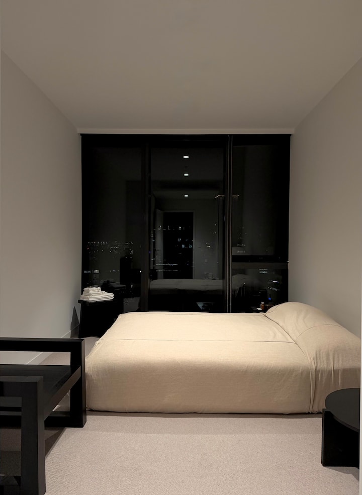 Perth Hub Cbd Apartment Sauna Gymyoga Pool Skyline - Western Australia