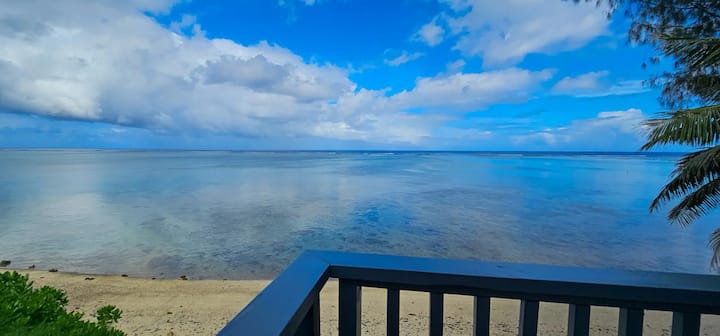 Toreaiva 91 – Beachfront Studio (Upper Level) - Cook Islands
