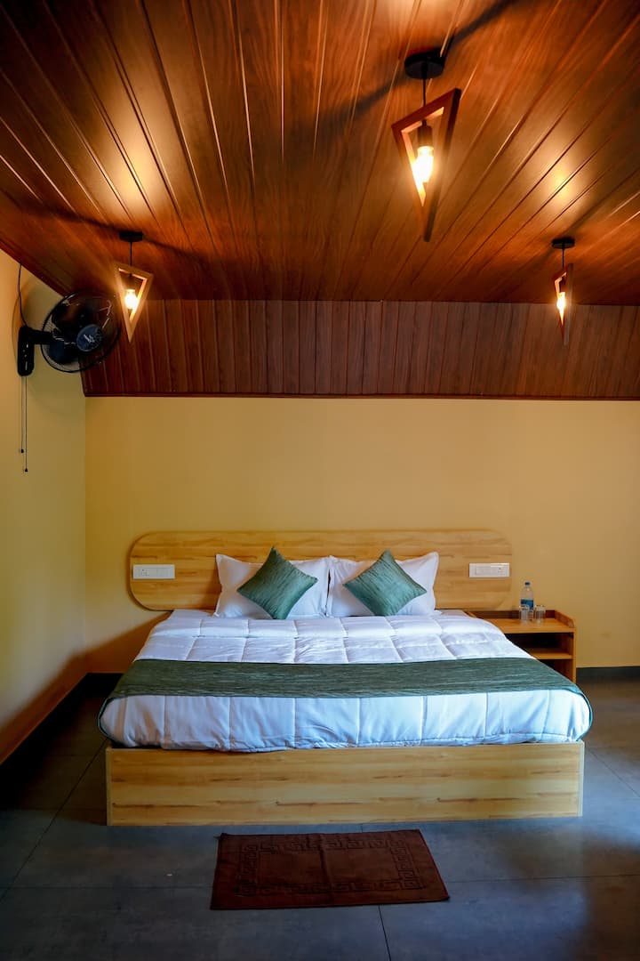 Vriksha Munnar A Frame Cabin Double Deck - Munnar