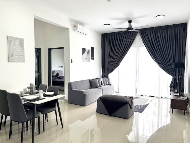 New Sunway Modern Retreat 丨Netflix 丨Swimming View - Subang Jaya