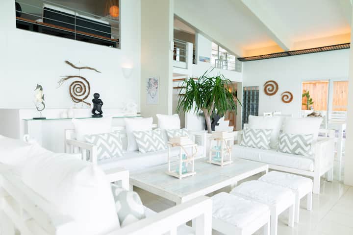 Luxury Bolinao Villa For 18 | Infinity Pool| Ocean - Bolinao