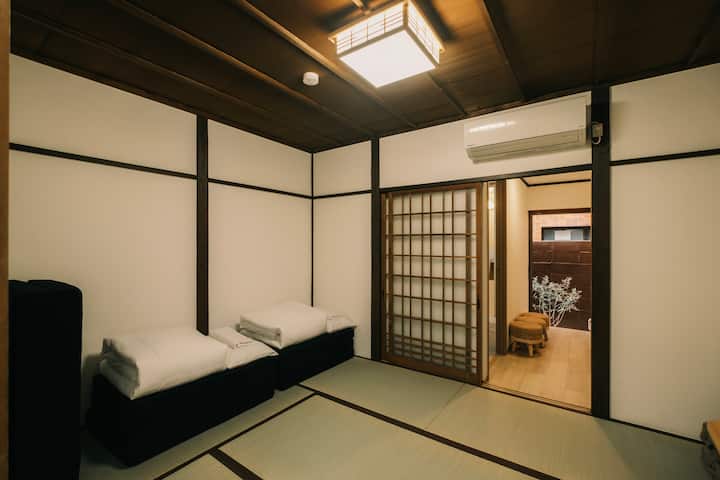 【心の郷 • 和】 伏見稲荷エリア貸切｜地下鉄、京阪駅700m｜京都駅、祇園まで電車一本｜長期限定 - Kyoto