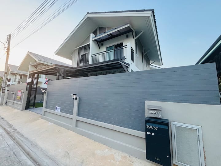 เฟอร์นิเจอร์ครบทุกห้อง - Buriram