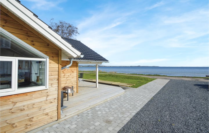 Stunning Home In Sjølund - Kolding