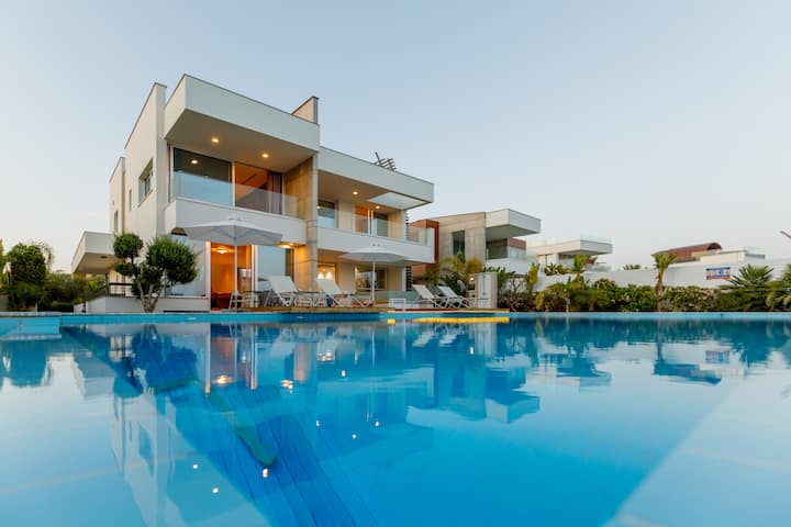 Beachfront Luxury Villa Tranquility - Agia Napa