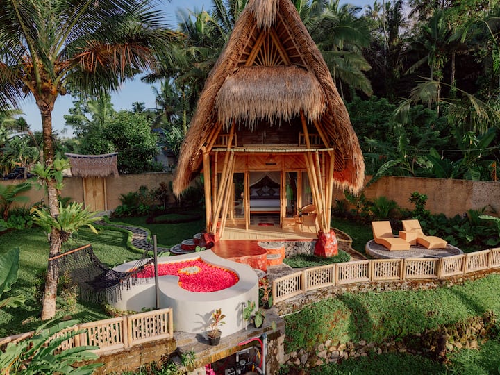 Bambu Terrace Viewpoint - Sidemen