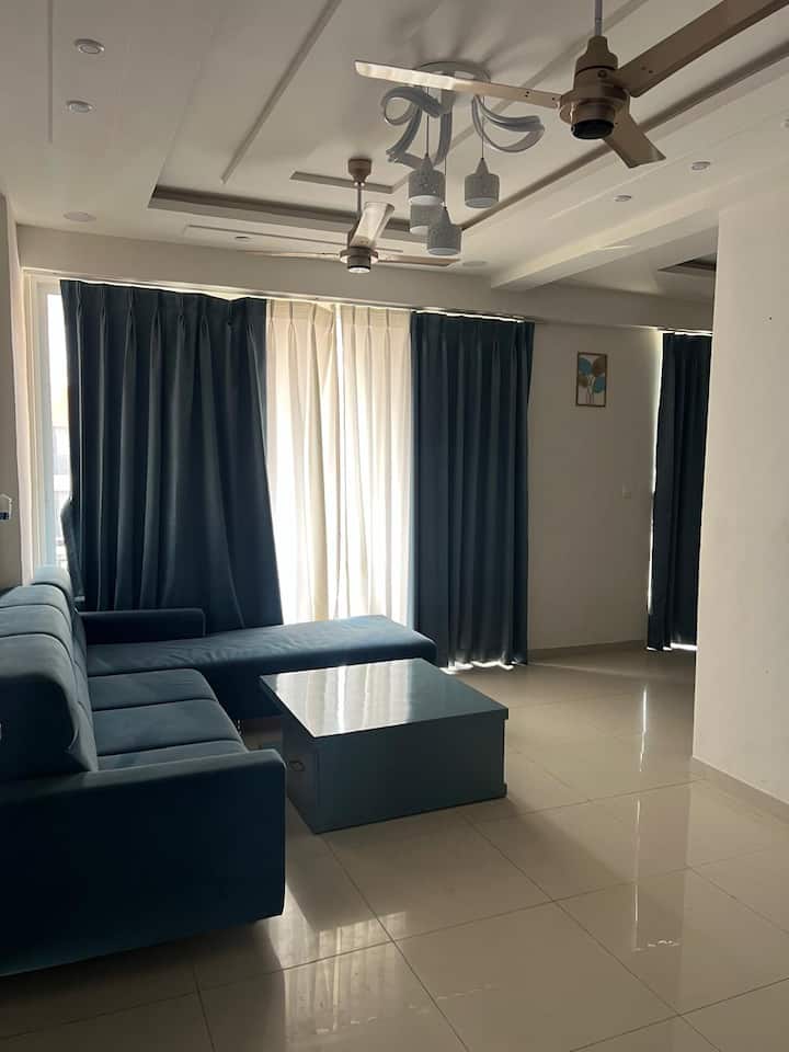 Chic Terrace Penthouse Getaway(2bhk) - Vadodara