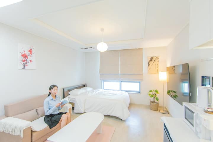 [부산]서면역 도보 5분 감성숙소 | 이음재 서면역 | 시그니처 | 레지던스 - Busan