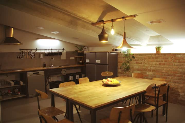 Garage Hostel - Soba 3 - Nova Gorica