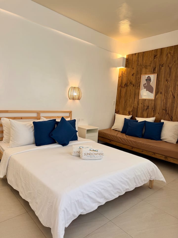 Affordable Bolinao Villa For 6 | Pool & Gym Access - Bolinao