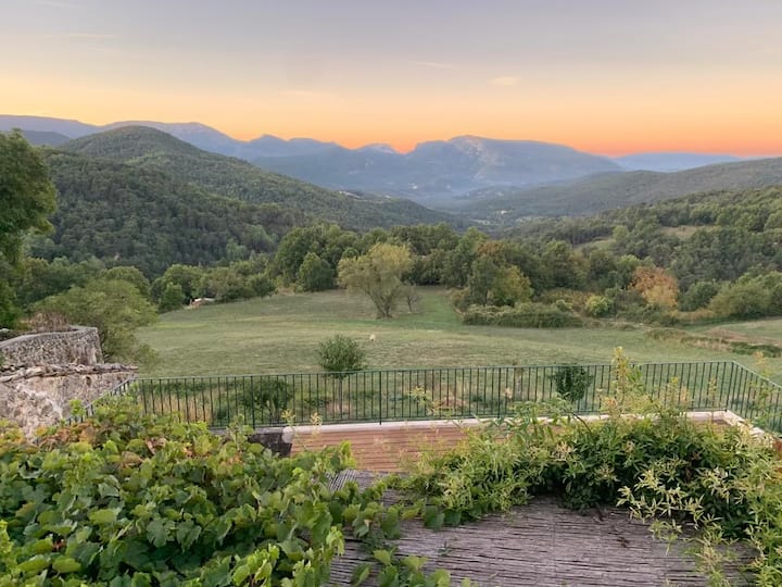 Vue Imprenable Aux Portes Des Gorges Du Verdon - Castellane