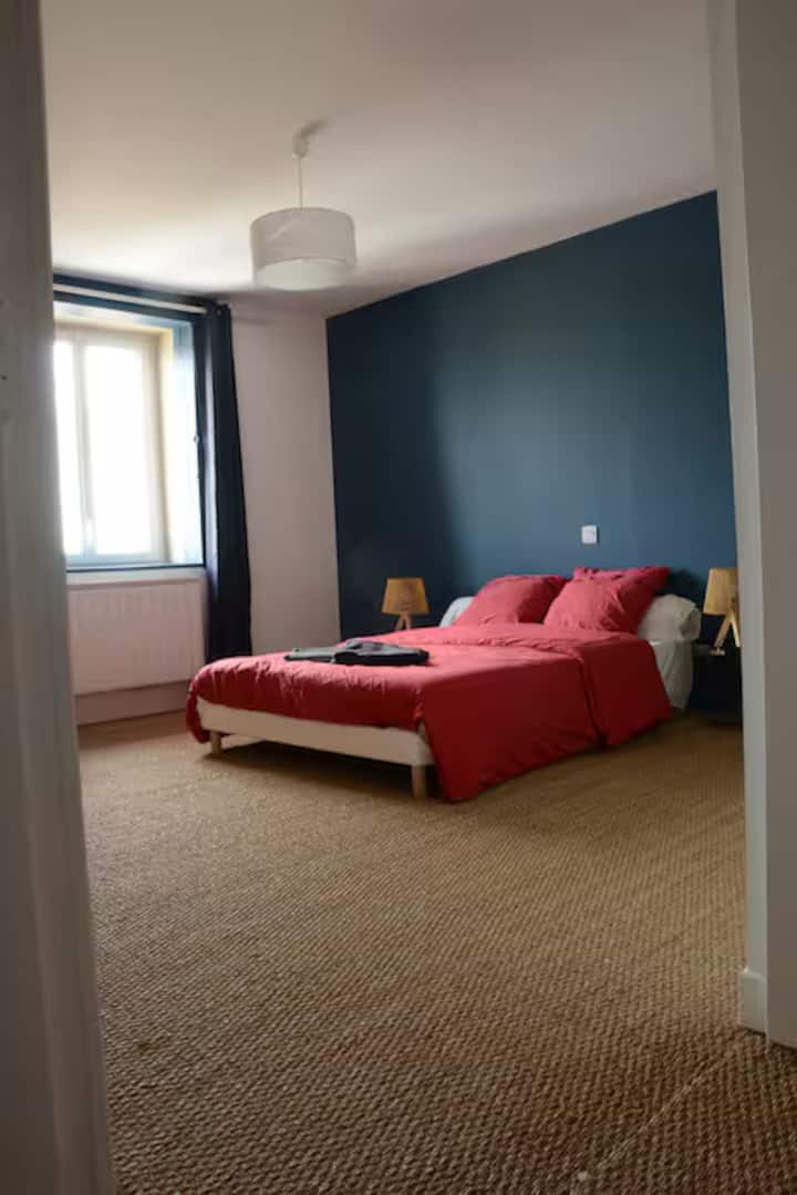 Chambre Familiale Dans Un Corps De Ferme Du 19è - Bellac