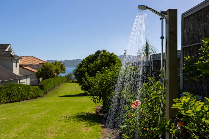 Pohutukawa Sands - Coopers Beachfront - Mangōnui