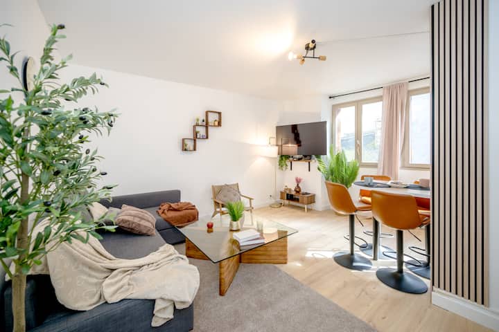 Central 2 Bedroom Apartment For 6 Near Station - Saint-Brieuc