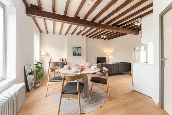 Charming & Quiet 2br Apartment In Bruges Centre - Bruges