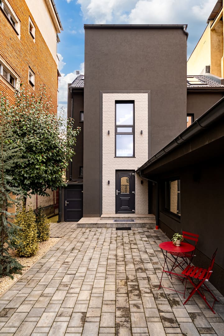 Ari Central Home - 4 Apartments - Arad