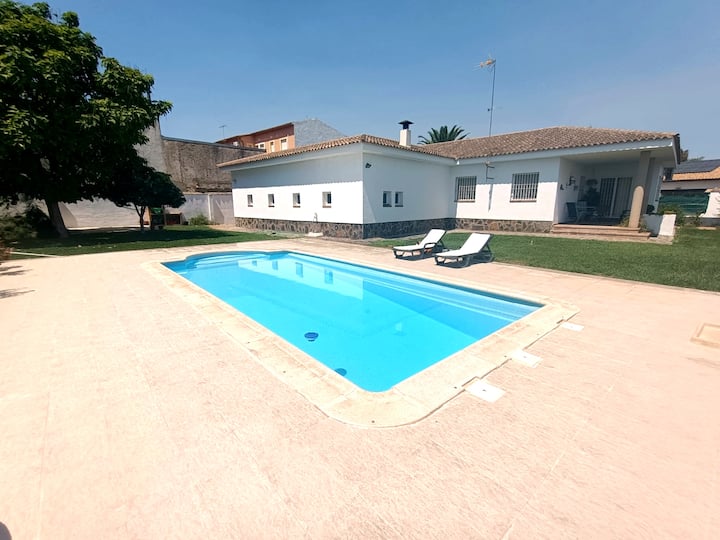 Alojamiento Con Piscina Para Puy Du Fou + Toledo - Toledo, España