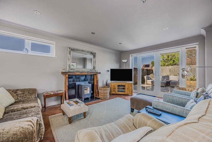 Gorgeous Bosham Family Home W Garden|pass The Keys - Chichester