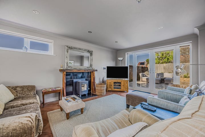 Gorgeous Bosham Family Home W Garden|pass The Keys - Bosham