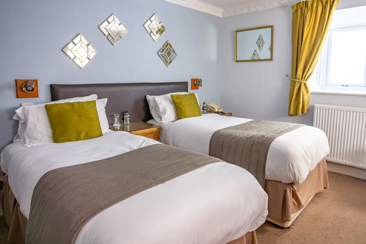 Holmwood- Standard Twin Room - ワイト島