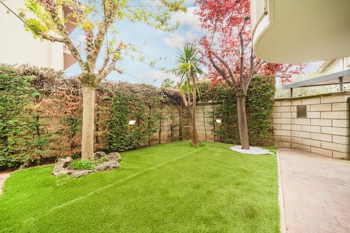 Elegant Studio Apartment With Splendid Garden - Montesilvano