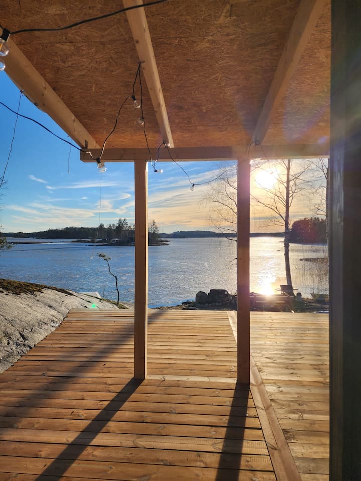 Pieni Rantasauna Saimaan Rannalla - Finlandia