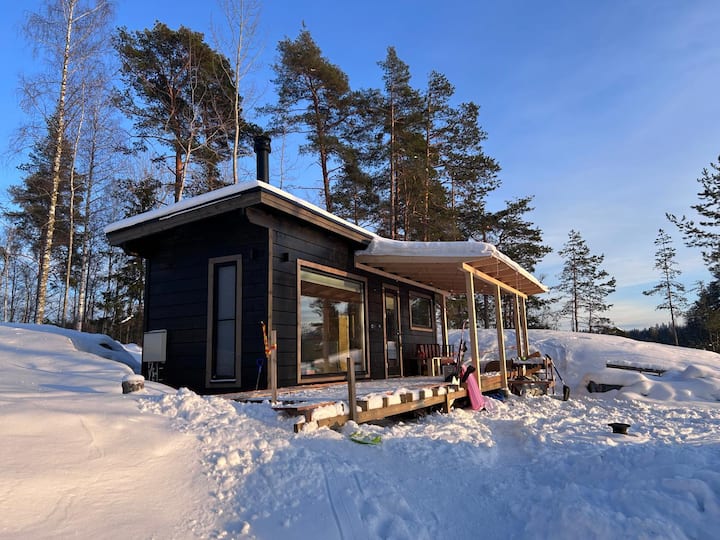 Pieni Rantasauna Saimaan Rannalla - Suomi