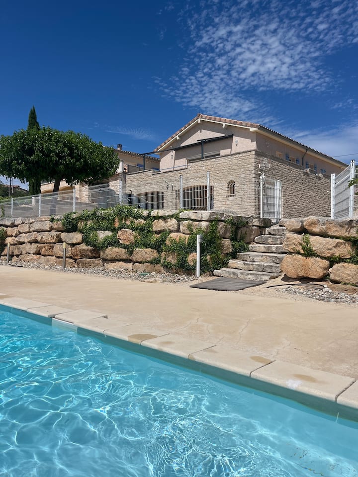 Maison à Louer Idéal Pour Grande Famille - Vallon-Pont-d'Arc