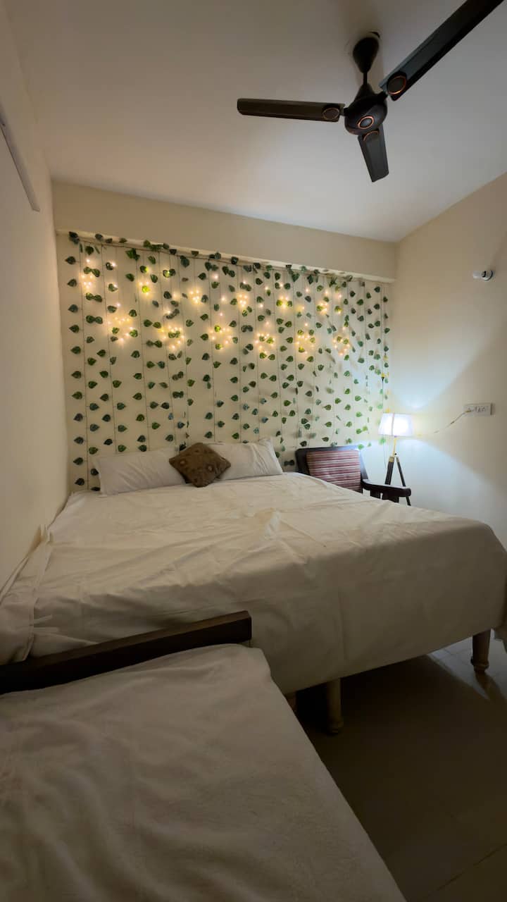 Cozy & Homely
Cozy Corner | Feels Like Home - Faridabad