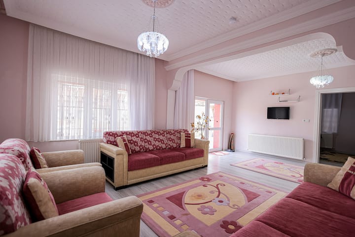 Ipek Esintisi House- 3 Rooms Family House 6 Yatak - Cappadocia