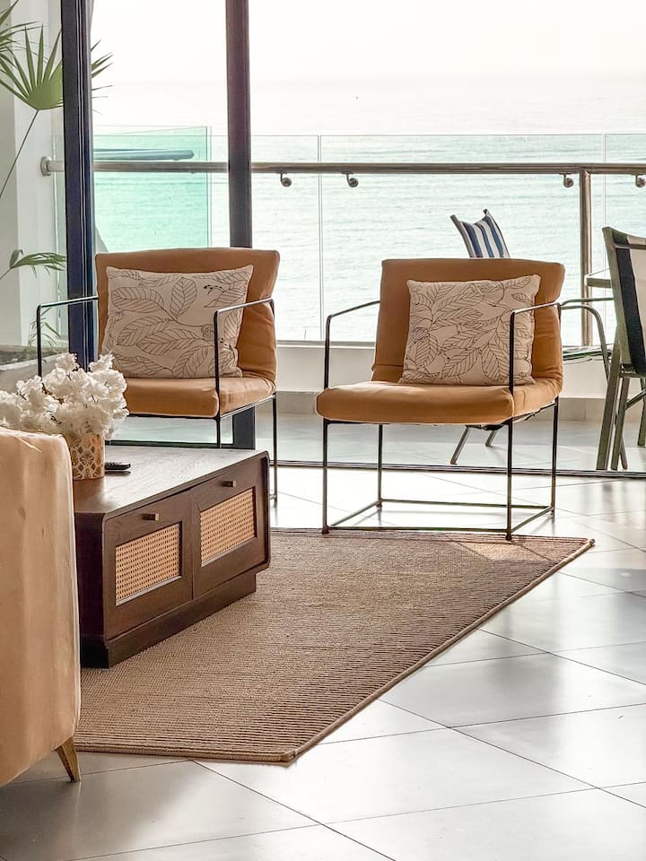 Luxe Beach Front Apartment - Kenya