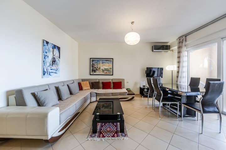 Bright Sunny Apartment - Saranda