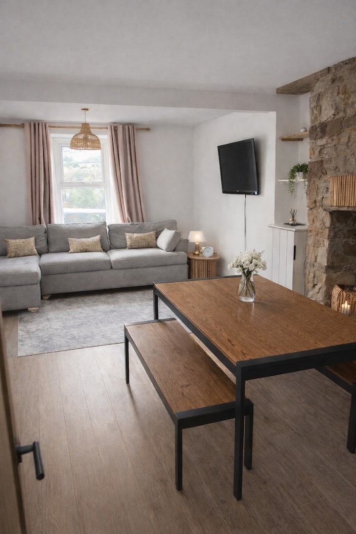Modern 3 Bed Haven Near The Famous Black Mountains - Carmarthenshire