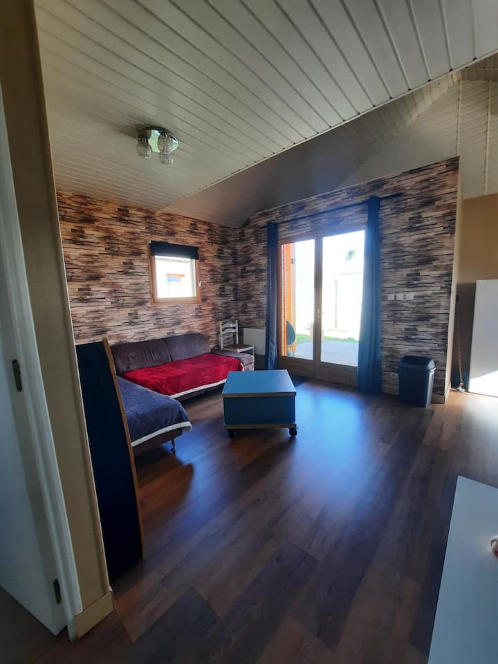 Gîte Bois 2 Chambres Au Calme Et Proche De La Mer - Trégastel